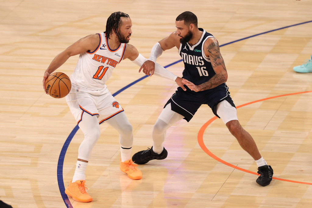 Knicks are blown out, booed and losing control of a season with ...