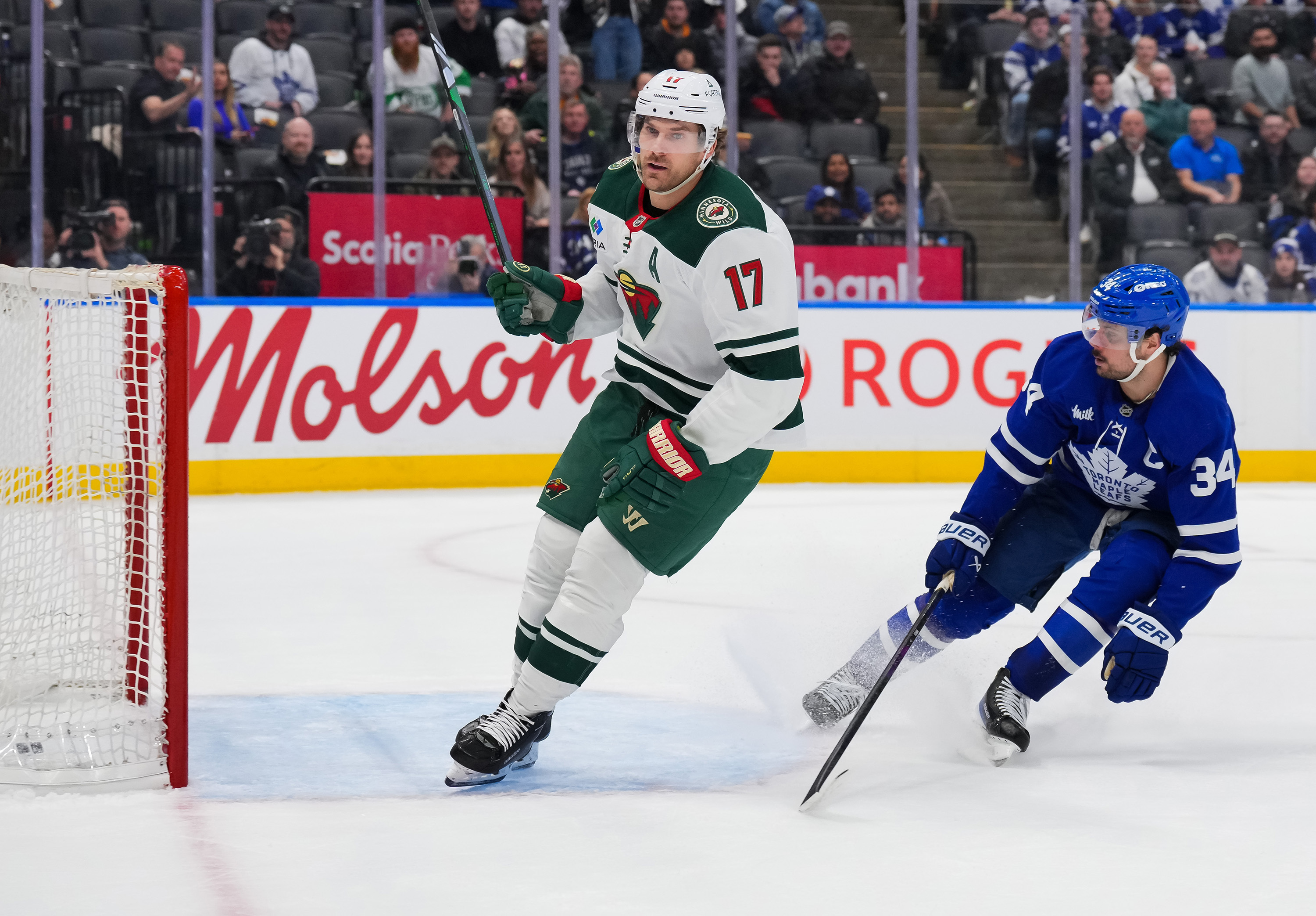 Marcus Foligno has first hat trick as Wild top Maple Leafs