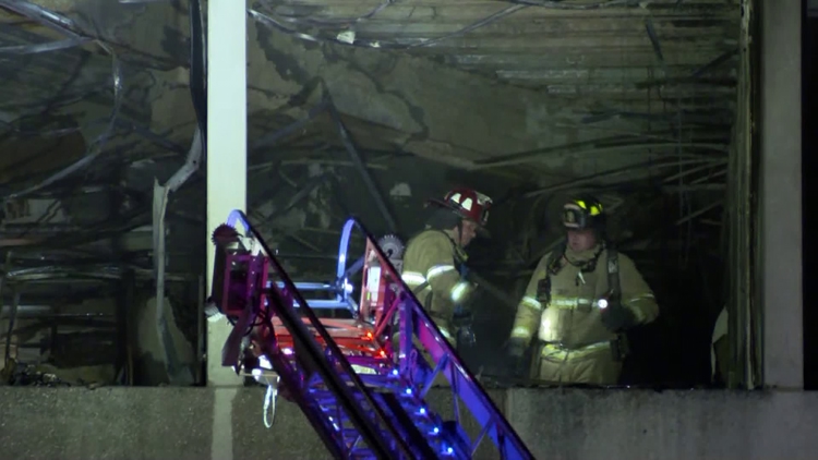 Fort Worth firefighters extinguish flames at high-rise