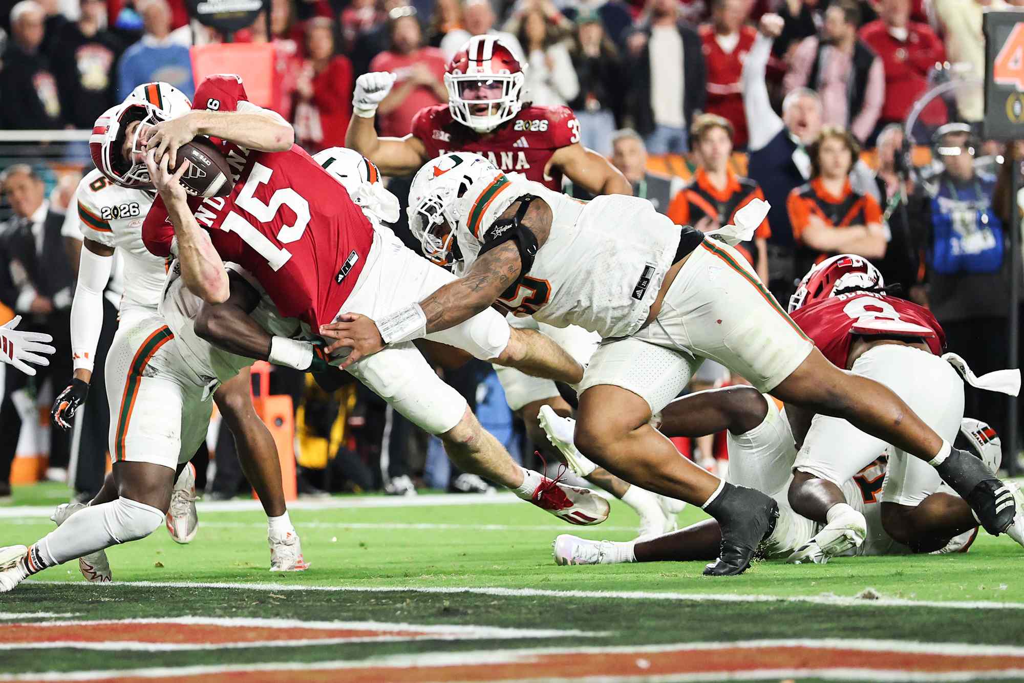 Indiana and its Heisman Trophy-winning QB Fernando Mendoza finish ...