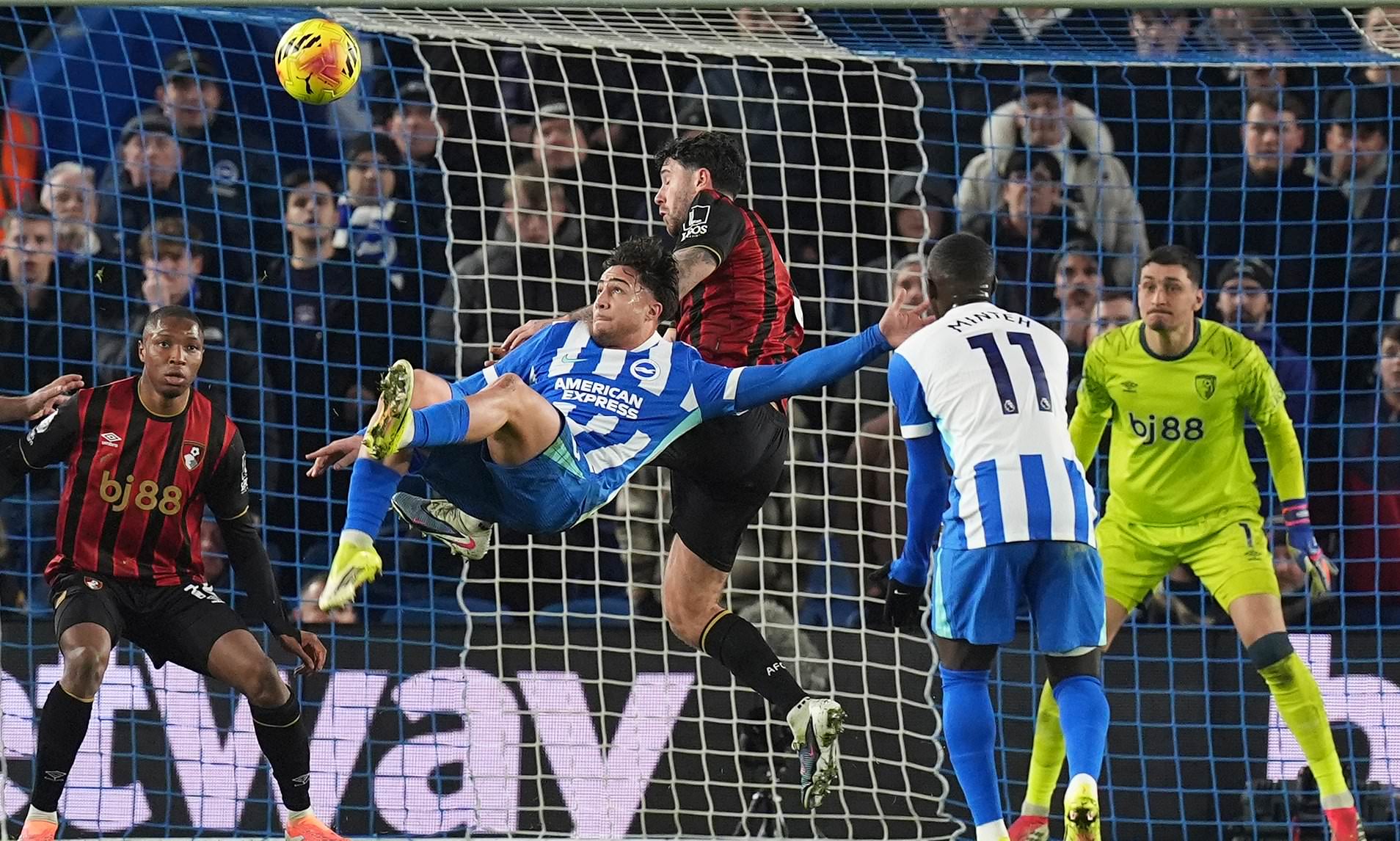 Brighton star scores outrageous overhead kick to rescue late 1-1 draw ...