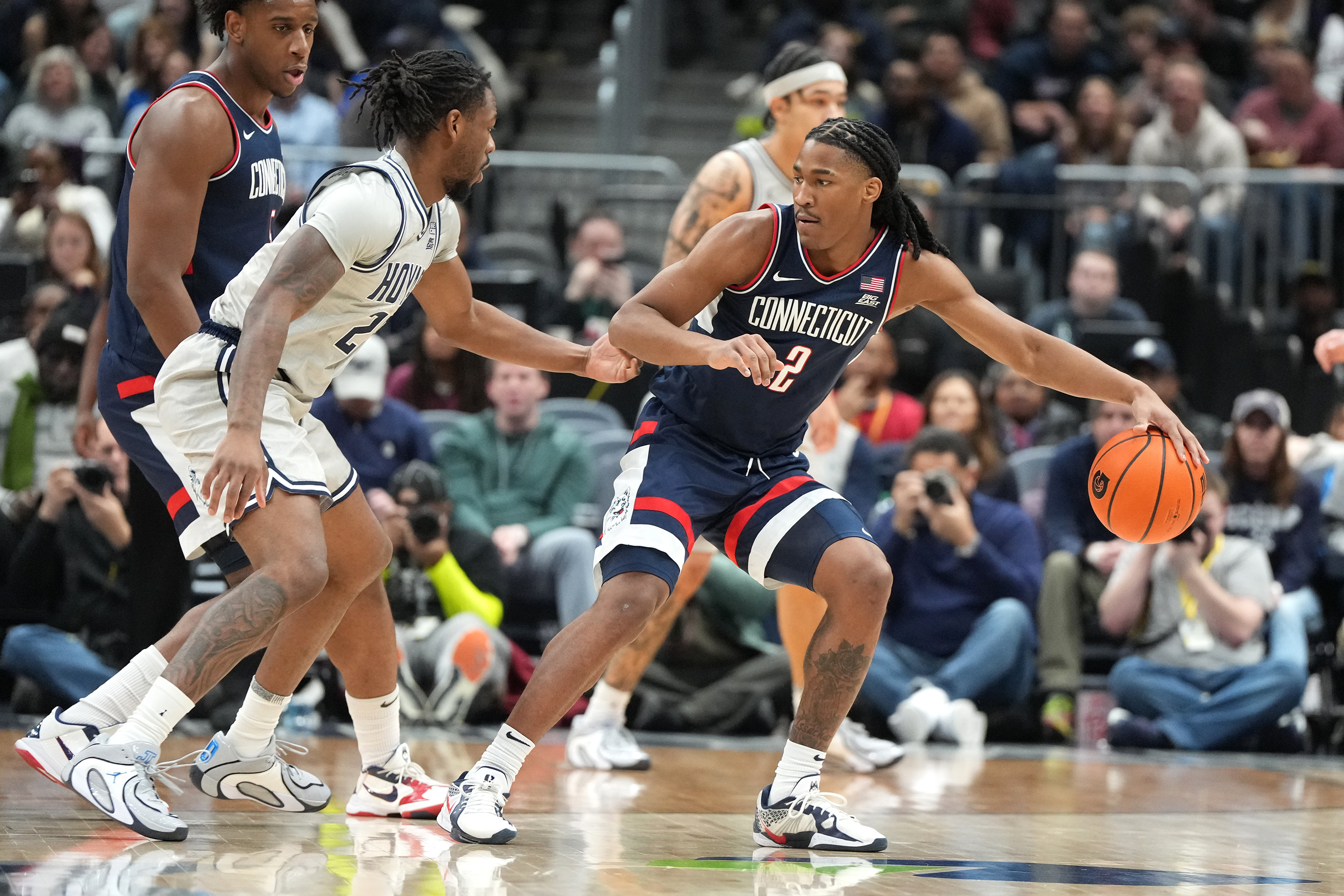 UConn men’s basketball moves up to No. 2 in AP Top 25 poll after 14th ...