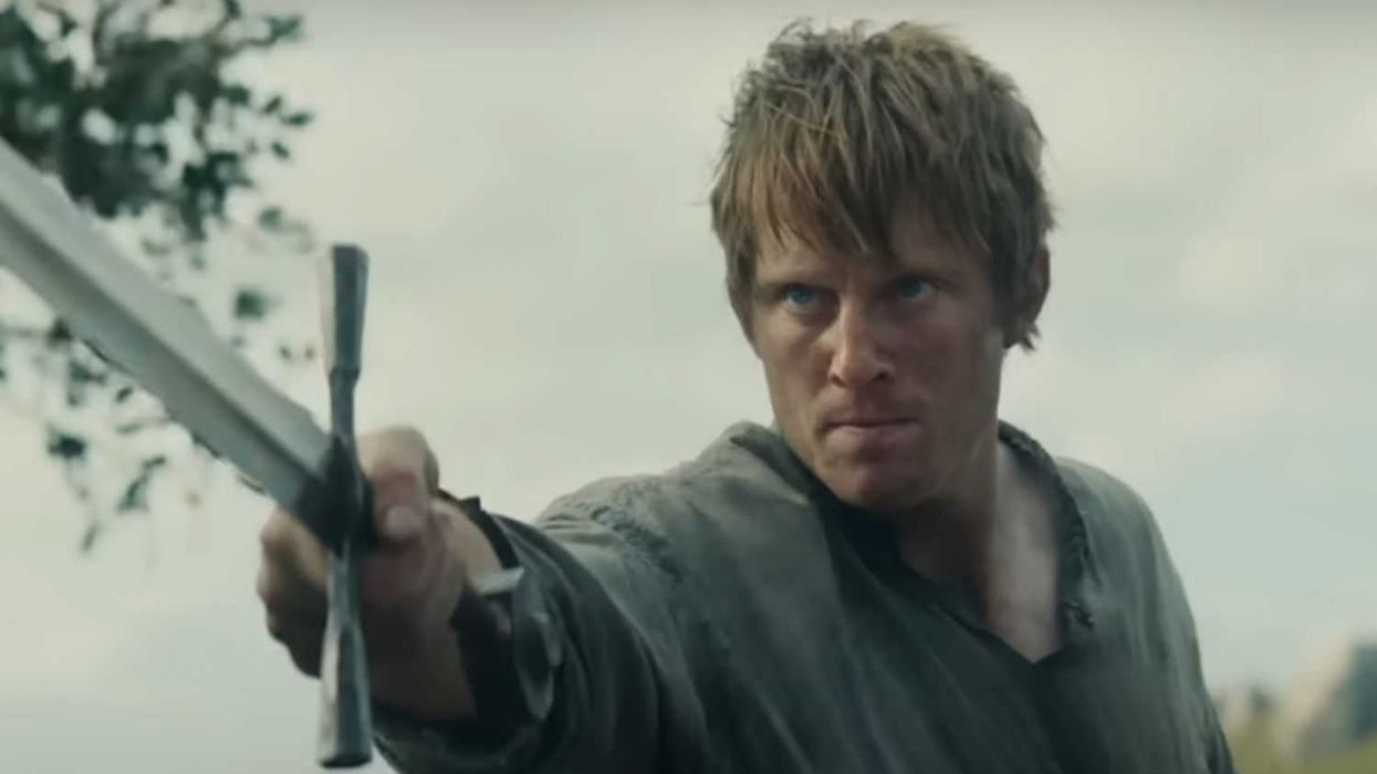 Did we need to see that knight take a crap on 'Game of Thrones'?