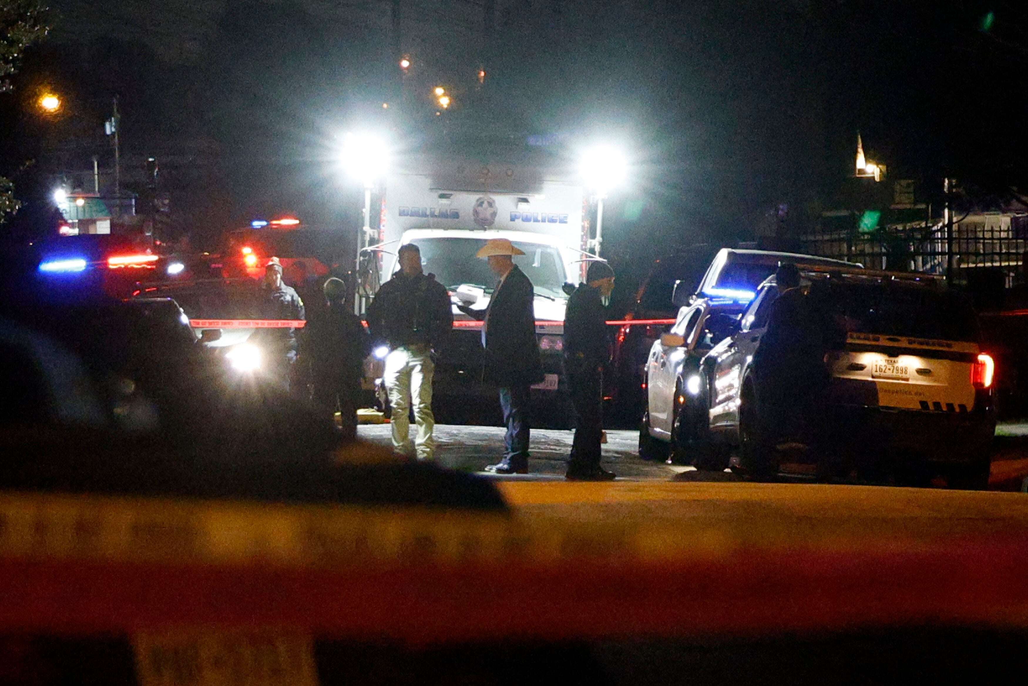 Dallas police shoot man in east Oak Cliff after he didn’t drop gun ...