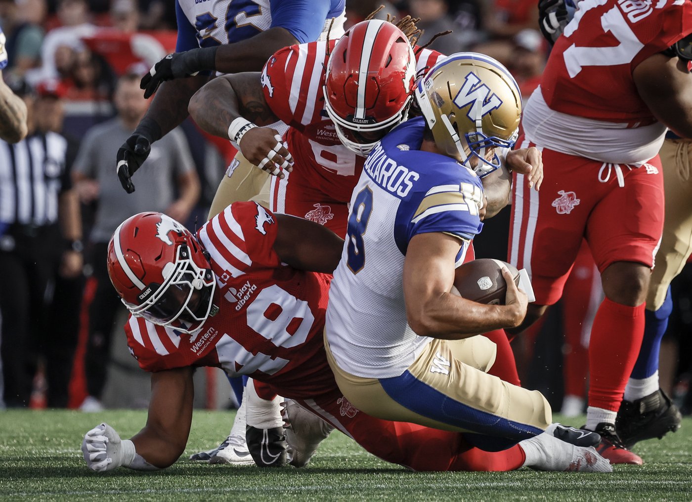 Former CFL linebacker Roberts has overcome a lot to finally get NFL ...