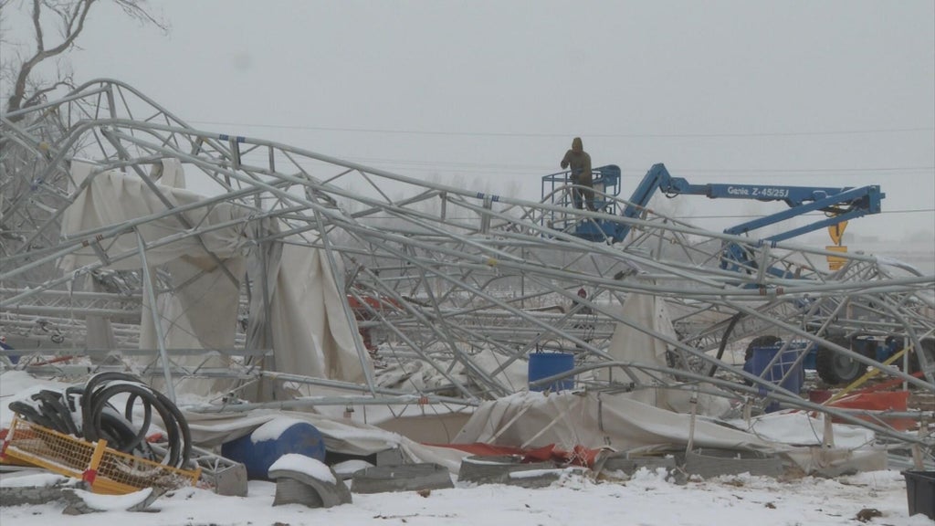 Northern Colorado winds cause structure to collapse near Windsor