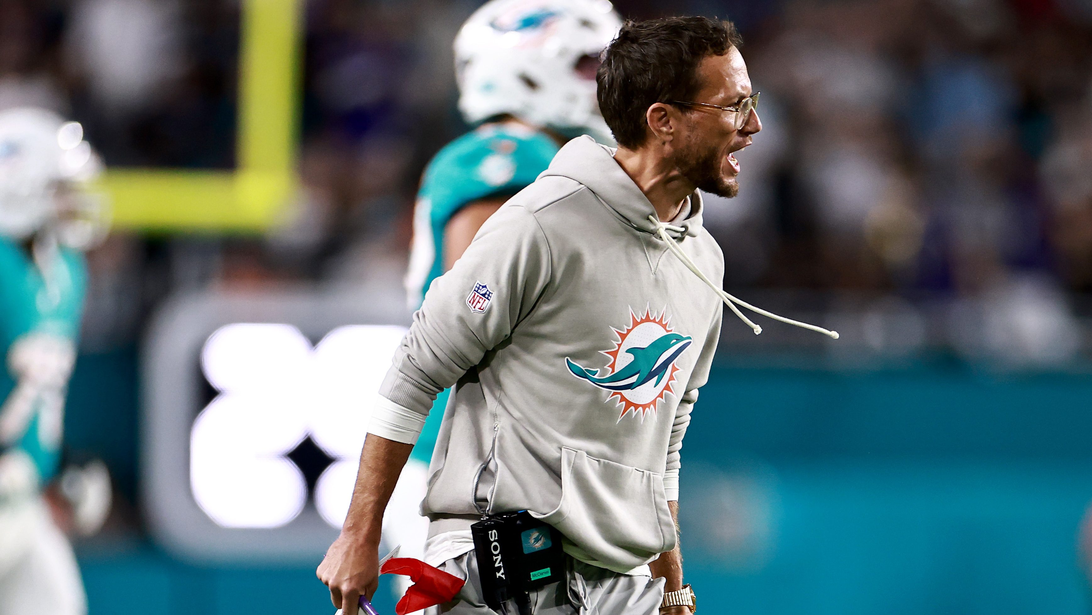 Former Dolphins coach hired by Chiefs