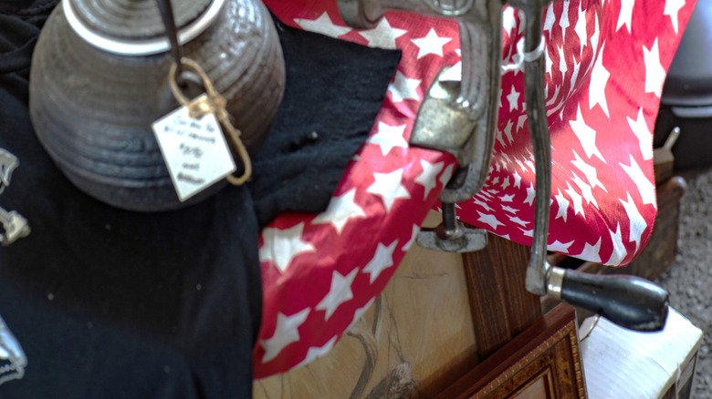 27 cast iron kitchen tools you should be keeping an eye out for at the ...