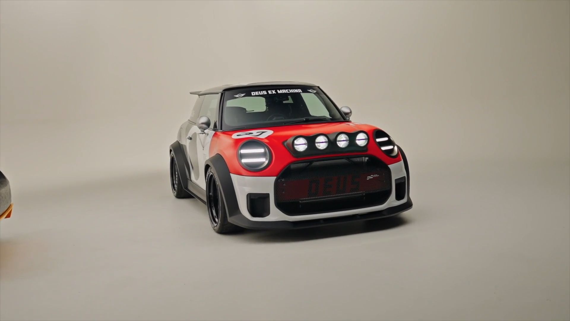 MINI John Cooper Works - The Machina – laut, mechanisch, mit Motorsport ...