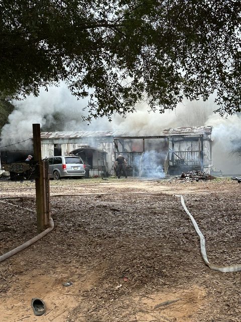 Fire destroys Wilmer home, mother and three children left starting over
