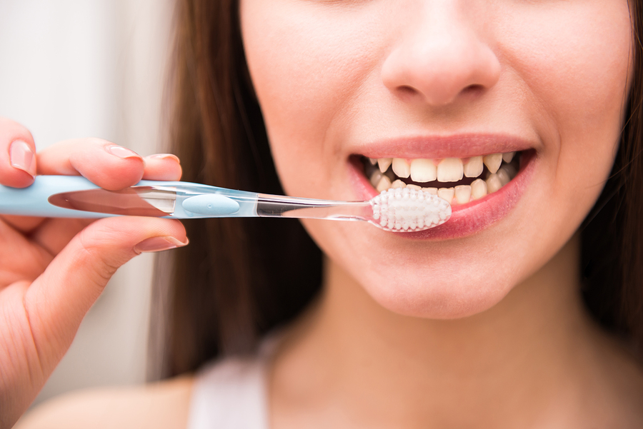 10 bad breath remedies dentists say actually work