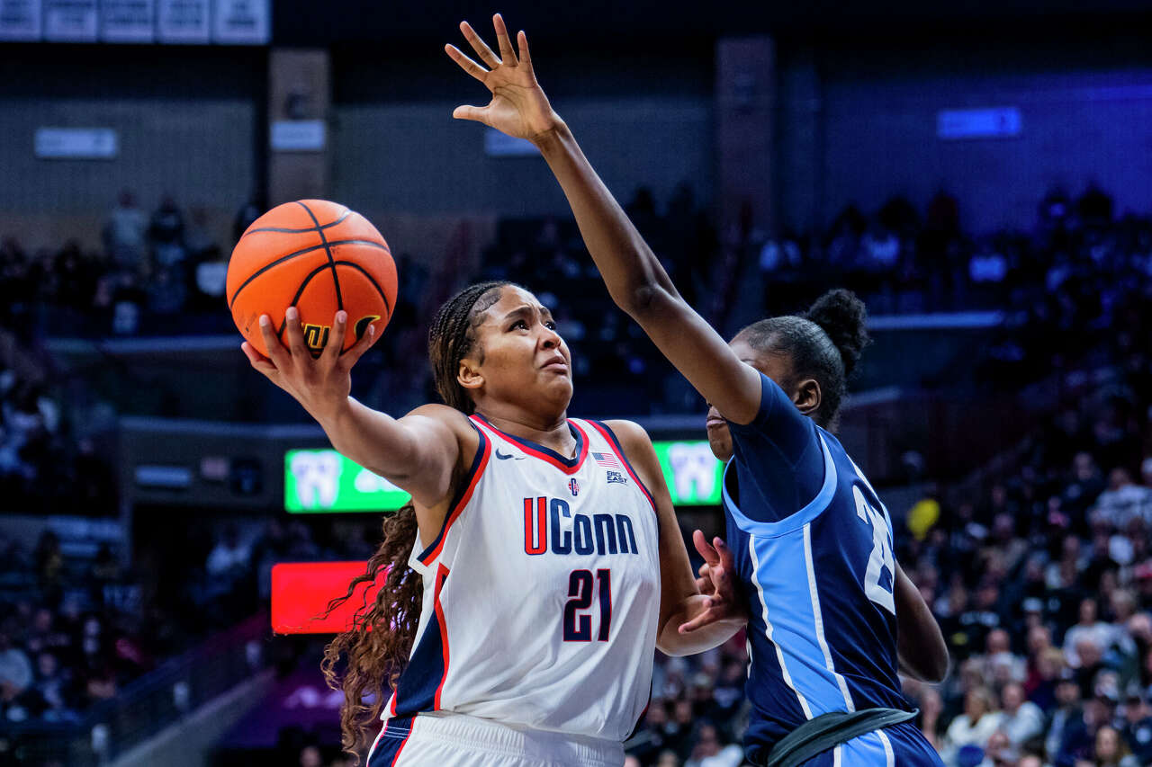 UConn women vs. Notre Dame: Live updates from the rivalry game