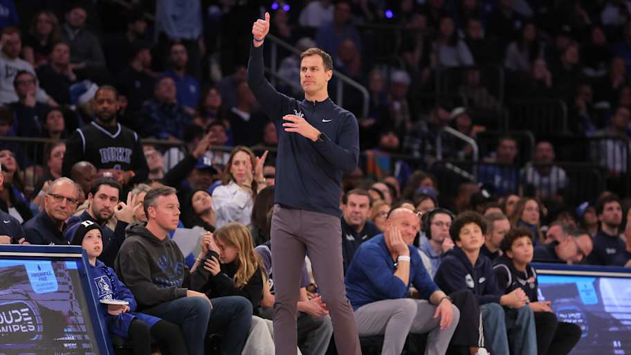 Jon Scheyer in attendance for Duke commit Cameron Williams vs ...
