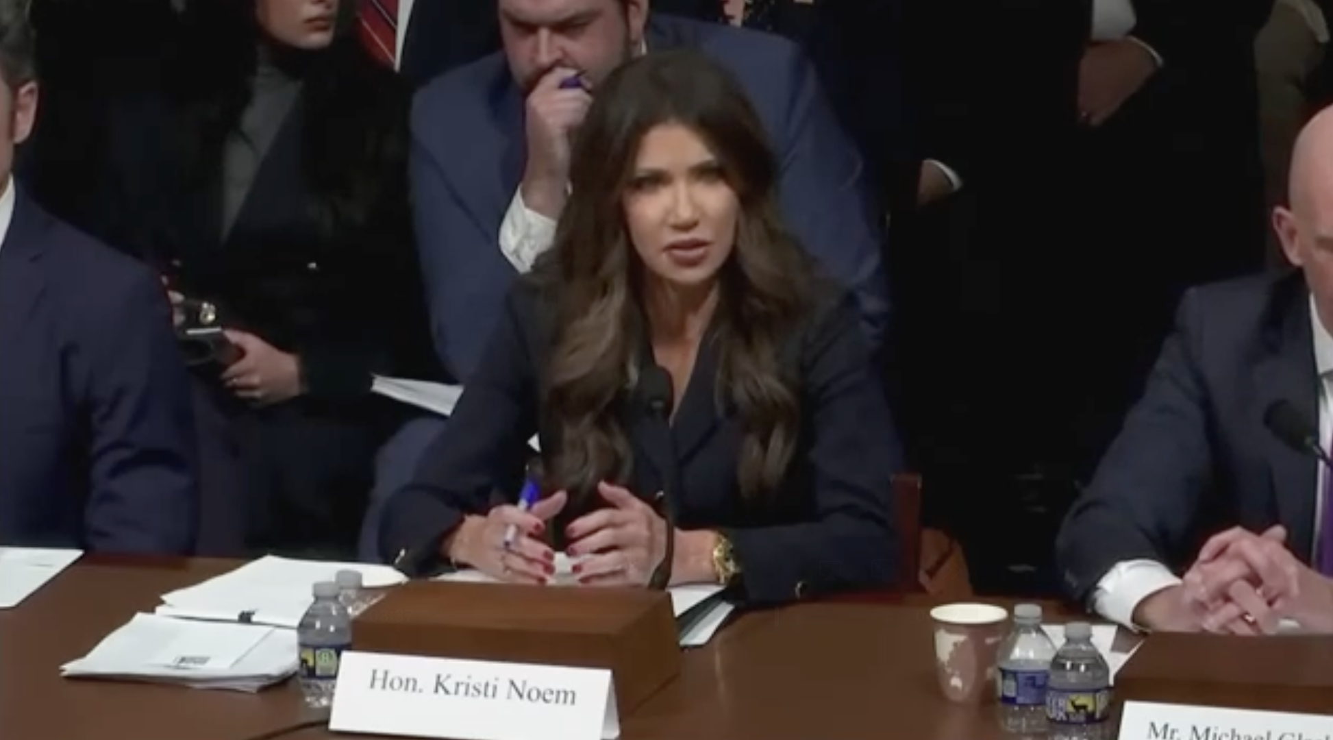 'We have gangs': Kristi Noem accidentally tells the truth, admits she's ...