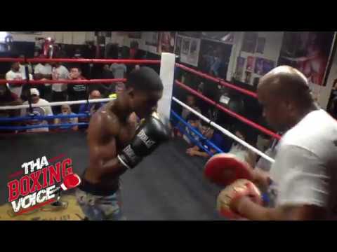 ERROL SPENCE JR. -- Full Mitt Workout -- w/Trainer DERRICK JAMES