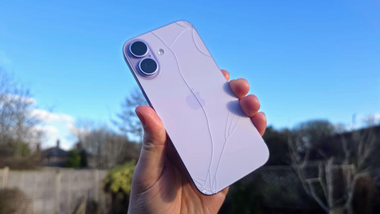 Titanium on smartphones is a marvel, so I hate how Apple has ditched it ...