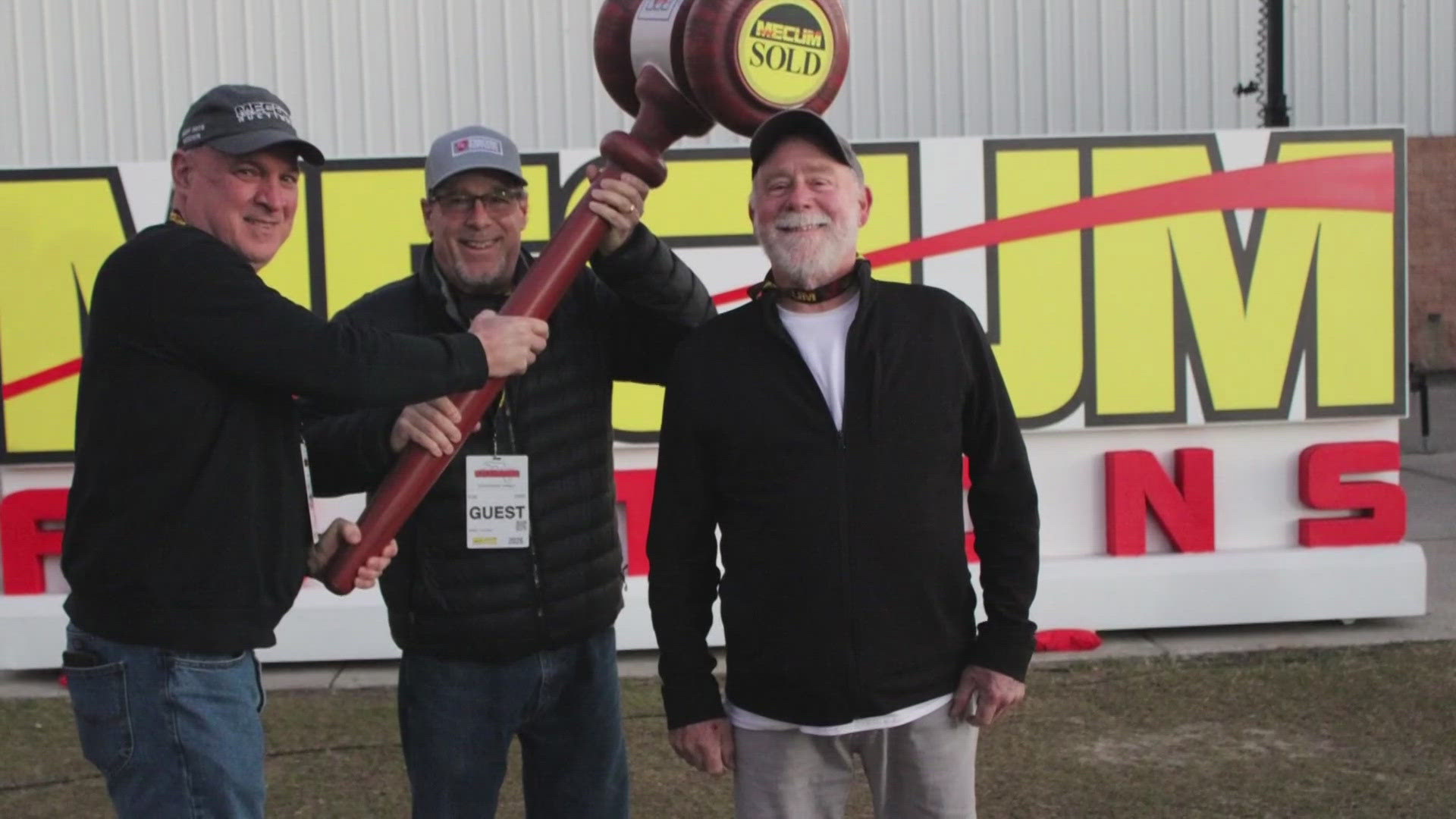 Families say 3 men killed outside Florida Airbnb in 'random' attack ...