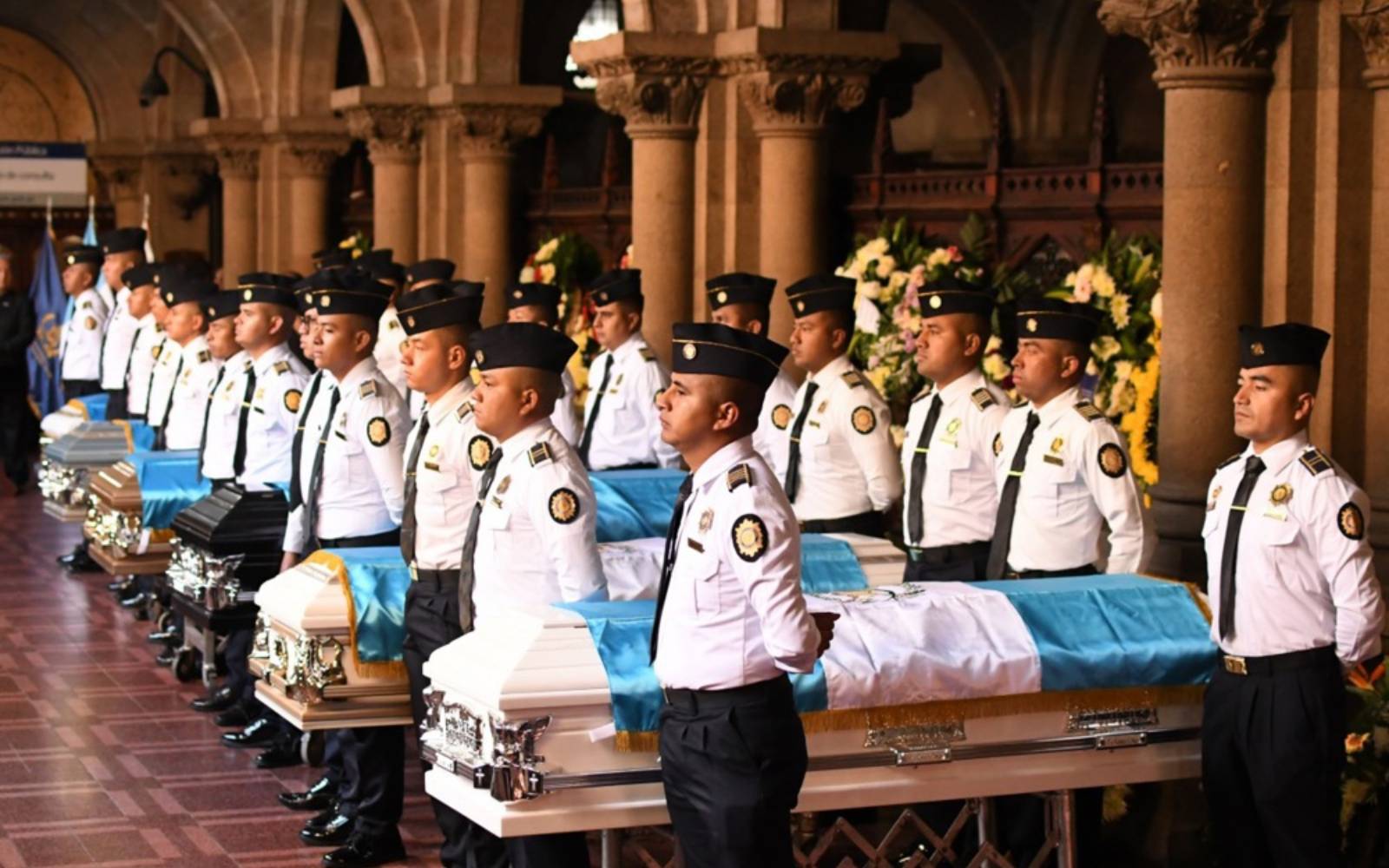 Guatemalans call for iron fist over surge in gang violence