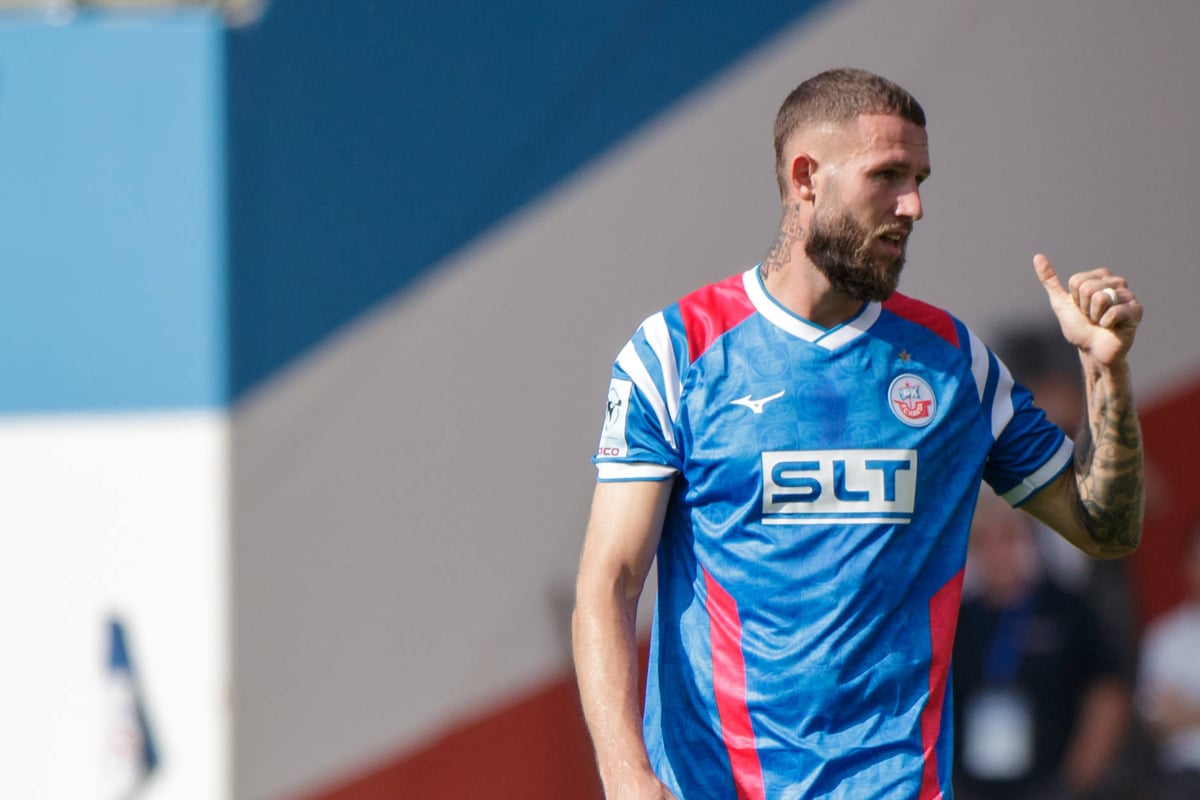 Transfermarkt im Liveticker: Drittligist Hansa Rostock löst Vertrag mit ...