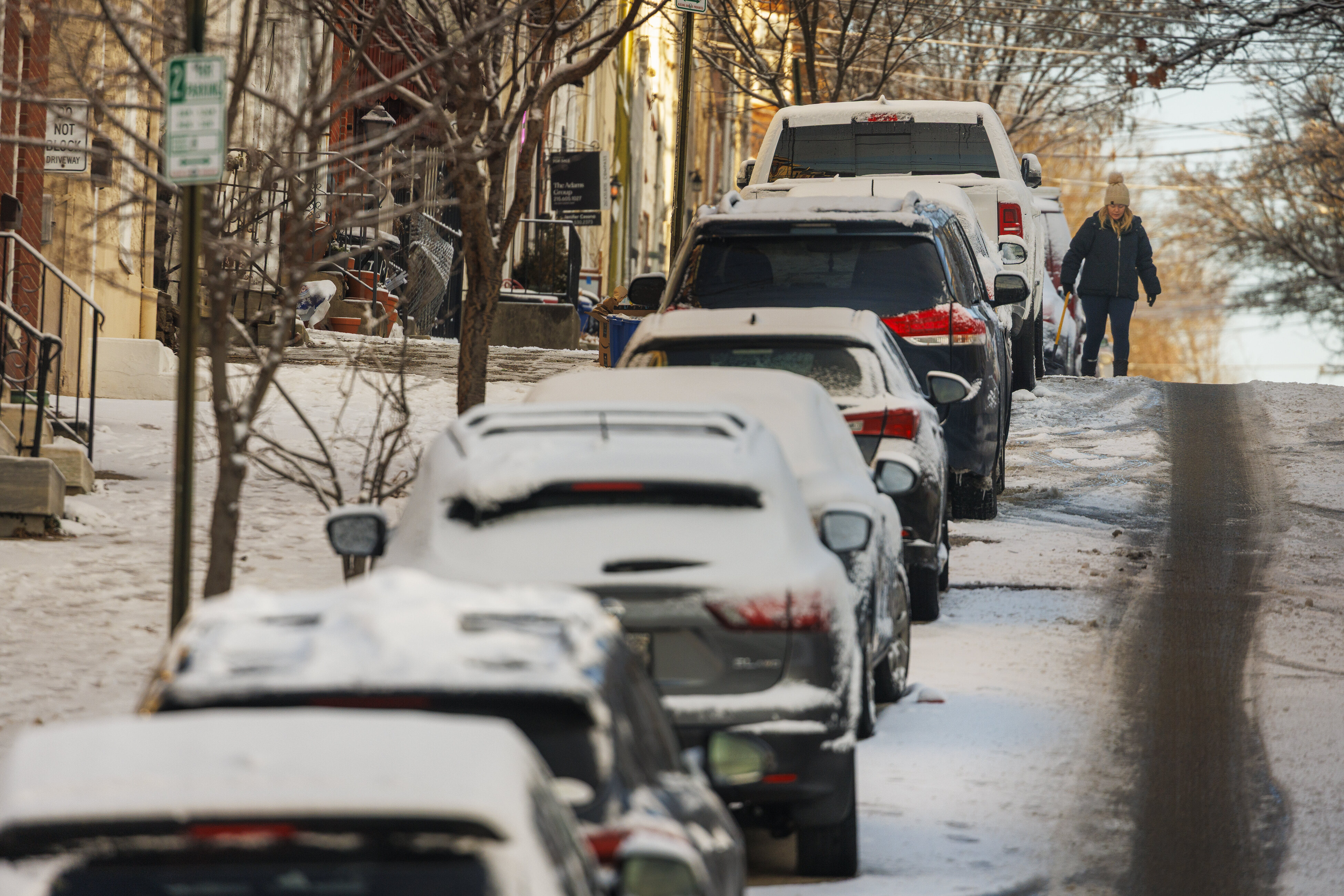 Philly area measures weekend snowfall totals as winter’s coldest ...