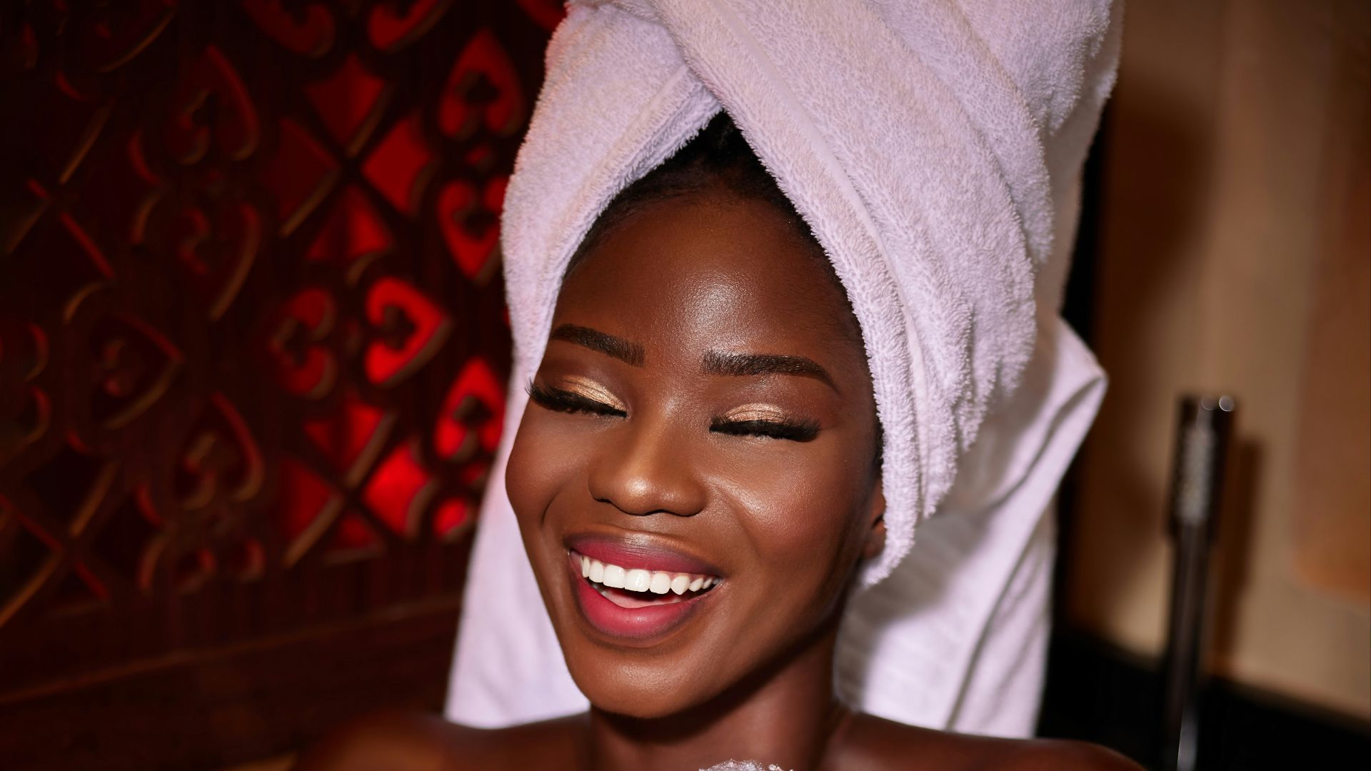 20 things strong women don’t need a man for