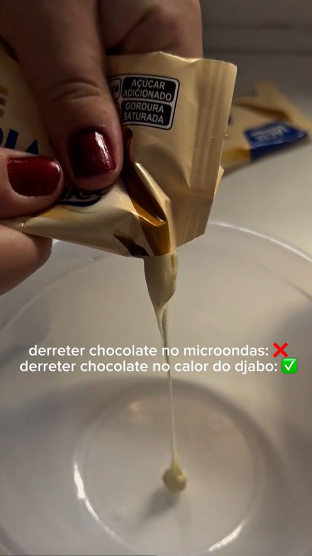 Bom que economiza energia | Meme engraçado e humor rápido