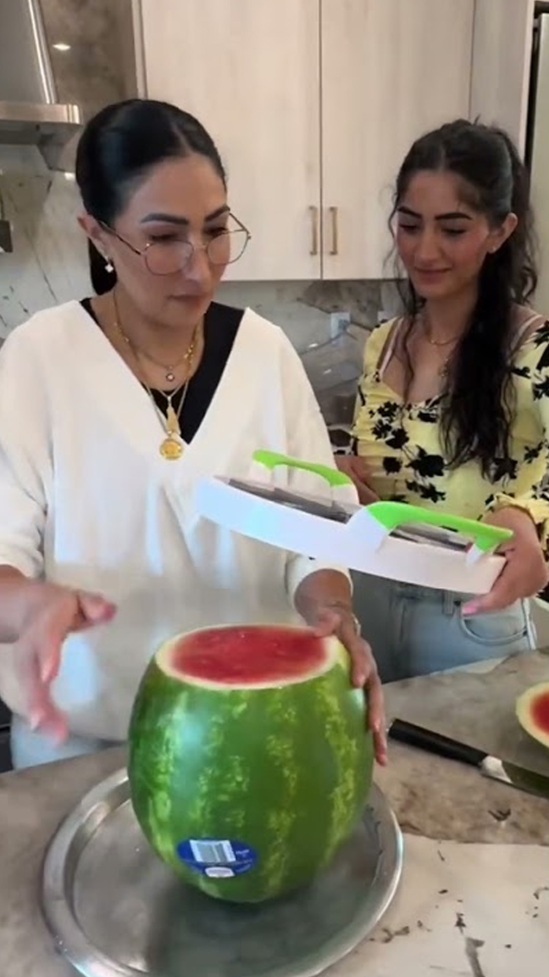 Team Mom vs. Team Dad watermelon cutting challenge
