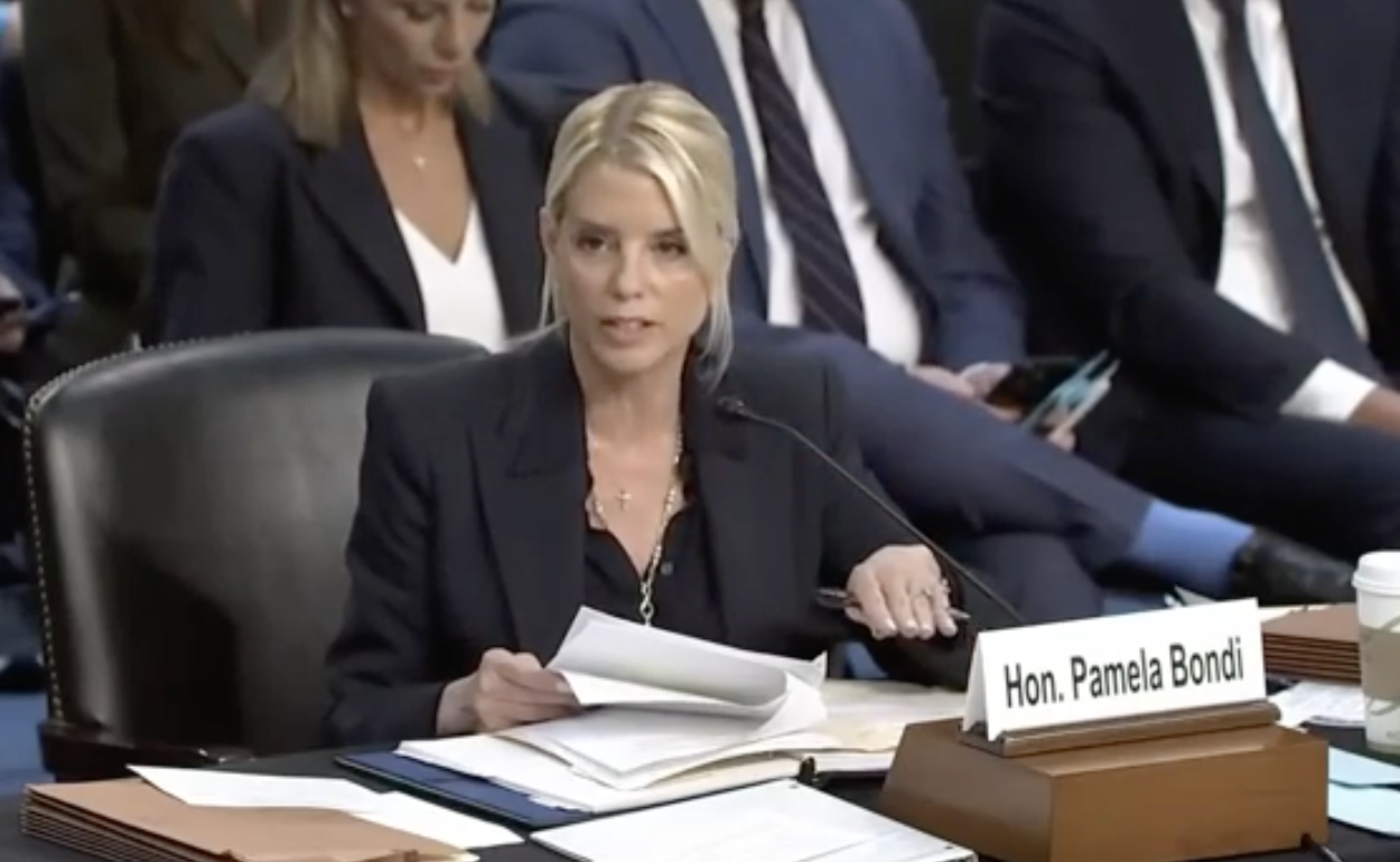 'You stormed Secretary Noem': Pam Bondi goes on rampage, accuses Alex ...