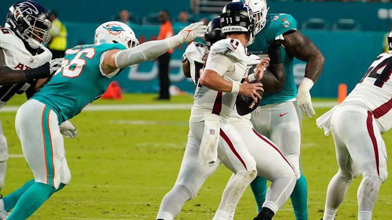 Broncos 'terminate' defender's contract before title game