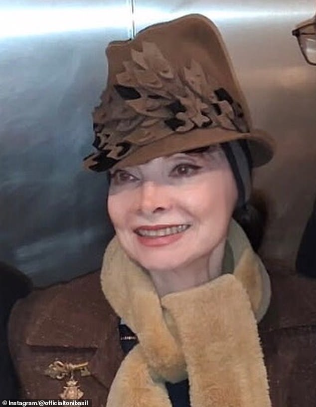 'Mickey' hitmaker Toni Basil looks incredible at 82 - see her now