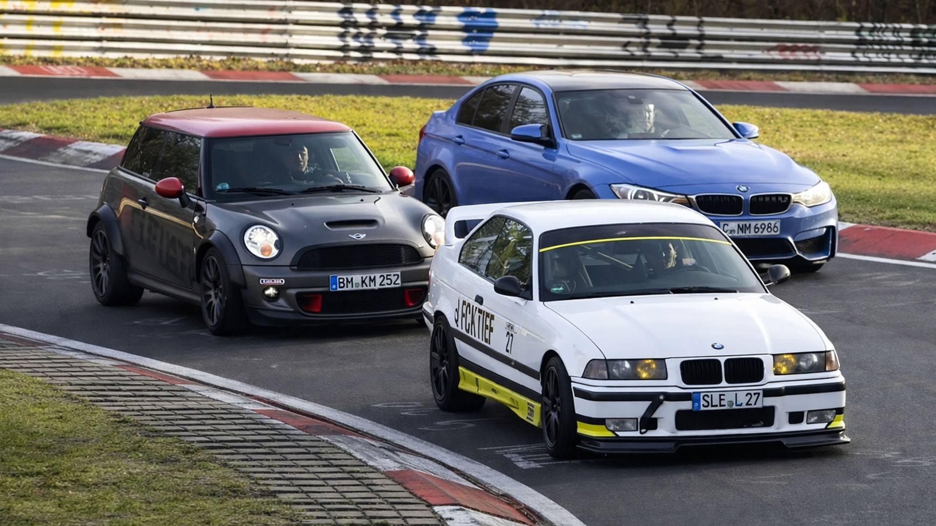 Duels de vitesse sur le circuit du Nordschleife