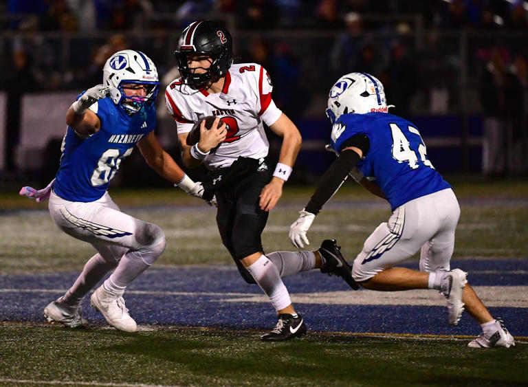 Football player of the week for Oct. 29: Rewarding rivalry winners