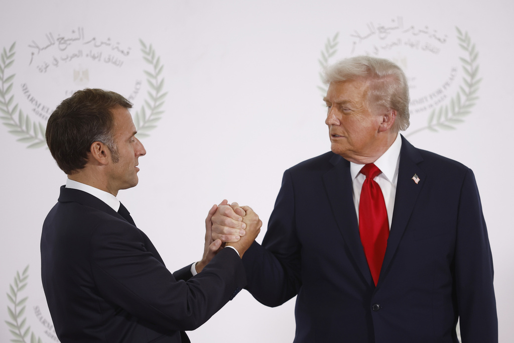 Trump posts message from French President Macron about wanting 'to ...