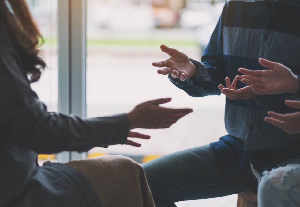 15 unconscious habits that make people dislike you