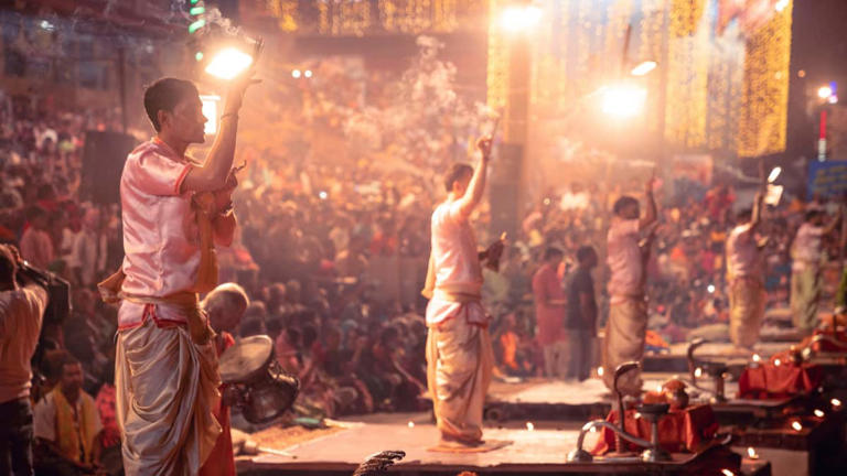 ABP Live budget traveller: Discover the spiritual charm of Varanasi ...
