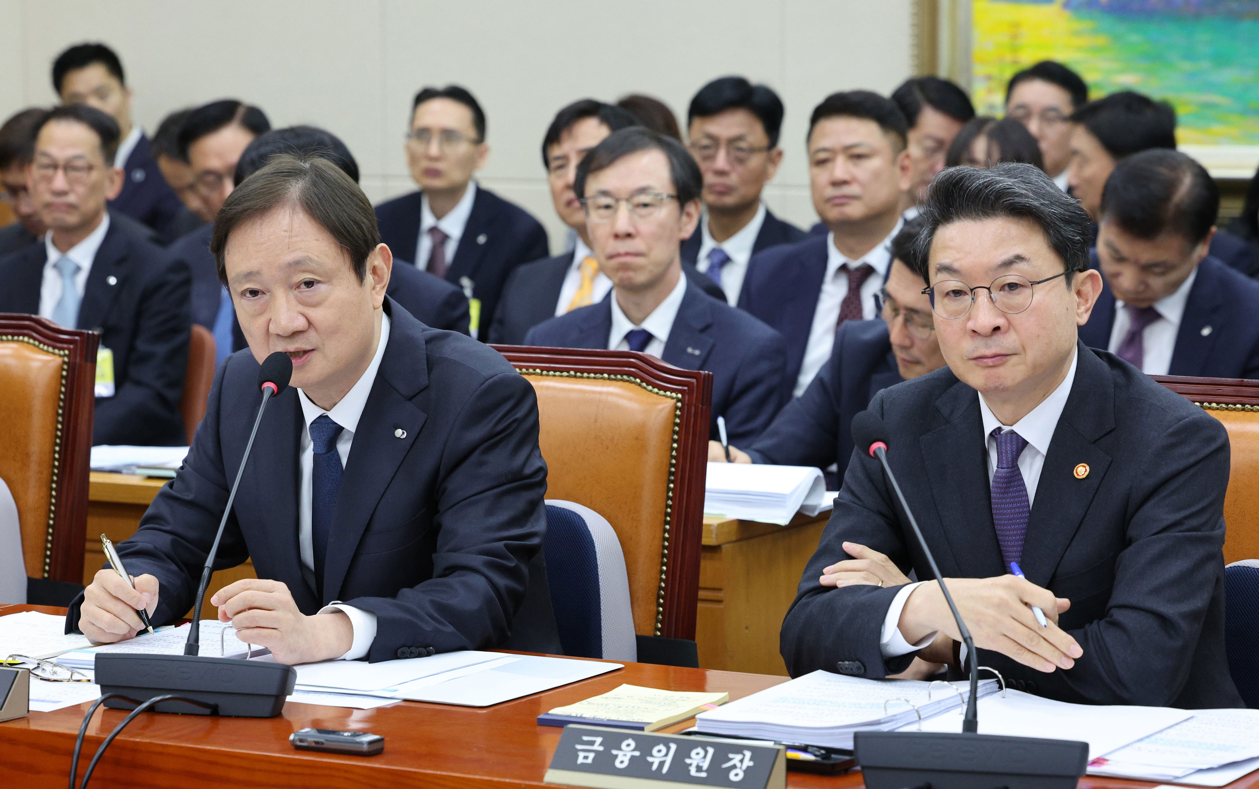 Financial agencies clash over stock manipulation task force progress