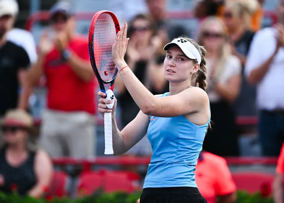 Rybakina advances at Australian Open but criticizes her serve: 'I still ...