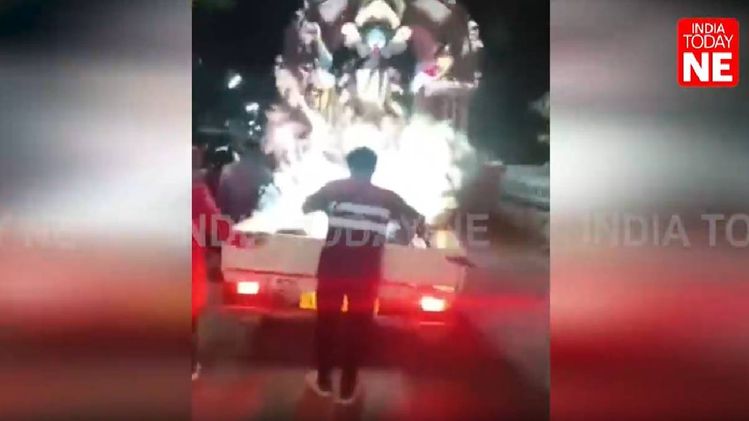 Assam: Goddess Kali idol immersion halted at border gate, BSF action ...