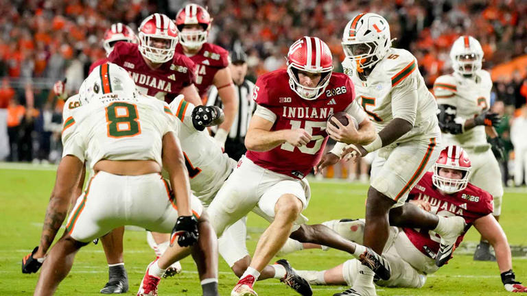 Indiana QB Fernando Mendoza scores insane 4th down rushing TD vs. Miami