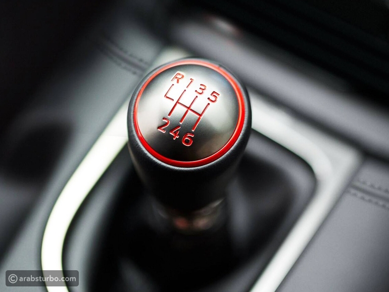 Essential tips for longer-lasting manual transmissions