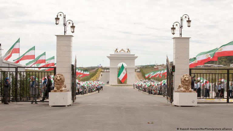 Albania: What role does the MEK play in the Iran protests?