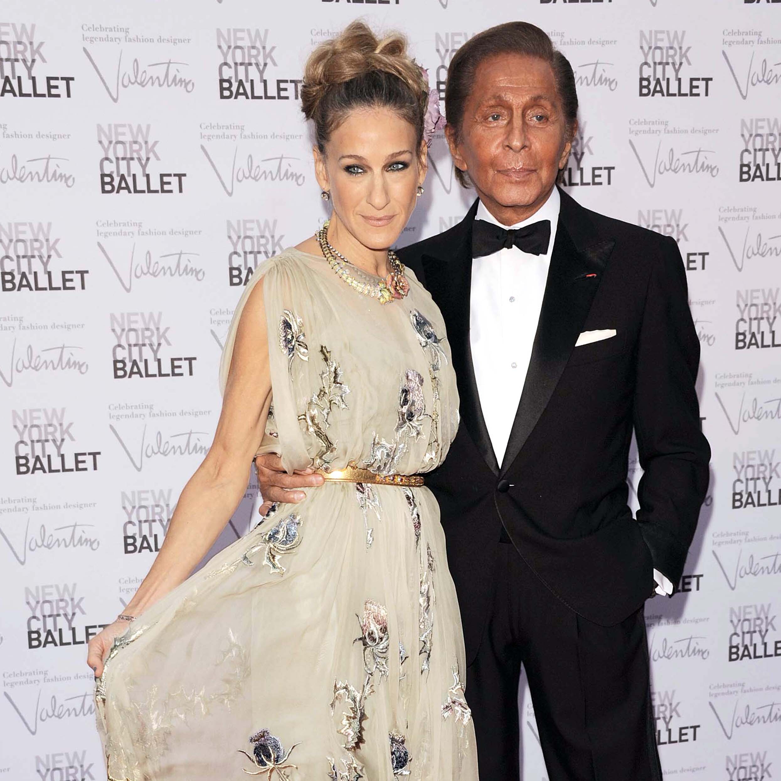 Sarah Jessica Parker honours 'extraordinary' designer Valentino Garavani