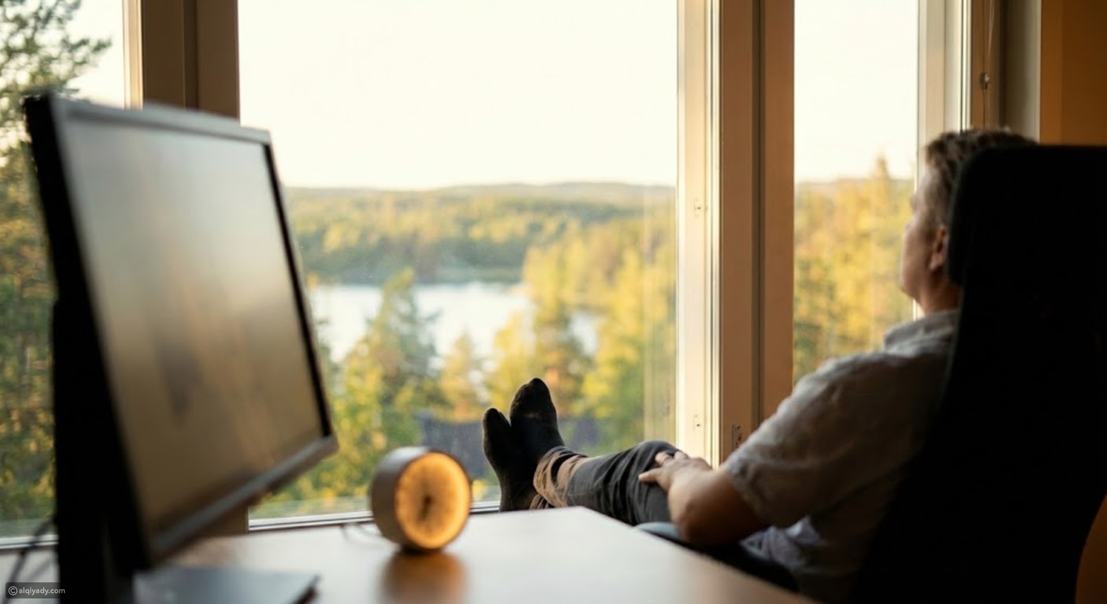 Tips to protect your eyes while staring at a screen all day