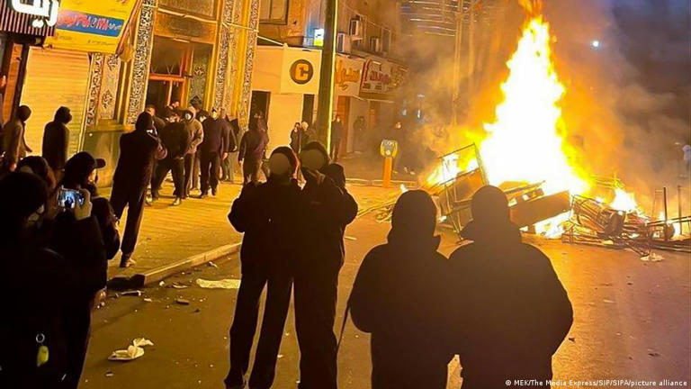 Albania: What role does the MEK play in the Iran protests?