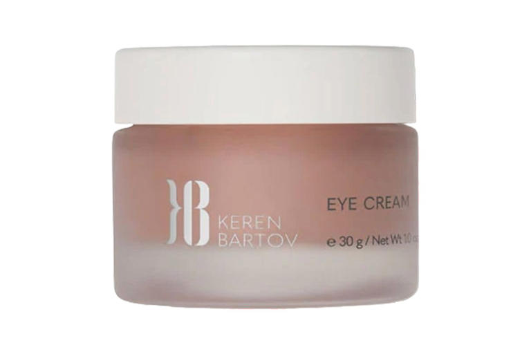 Naomi Watts, 57, and Reese Witherspoon, 49, use this visibly tightening ...