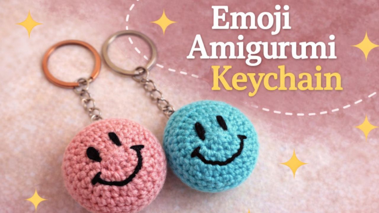 Emoji amigurumi keychain crochet pattern | Cute crochet keychain tutorial