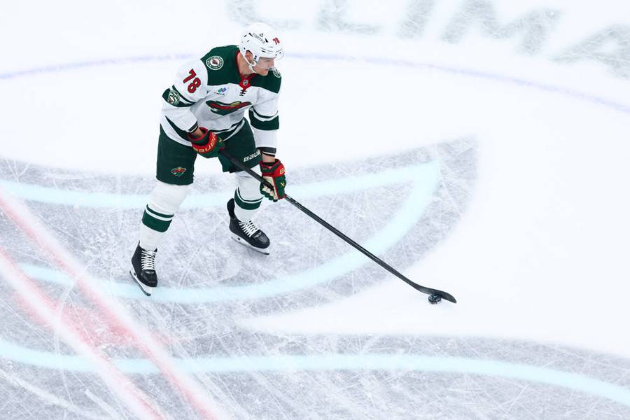 Sturm glänzt bei Minnesota-Sieg