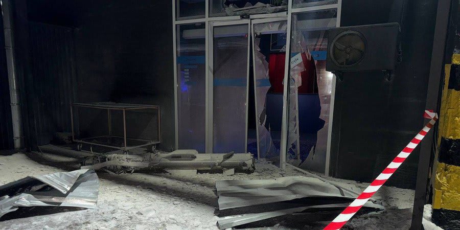 Russian attack knocks out heating, water, power in Kyiv