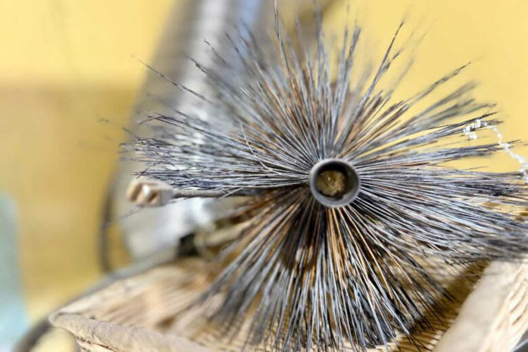 Dossier prix, certificat, législation, tout savoir sur le ramonage en 2026