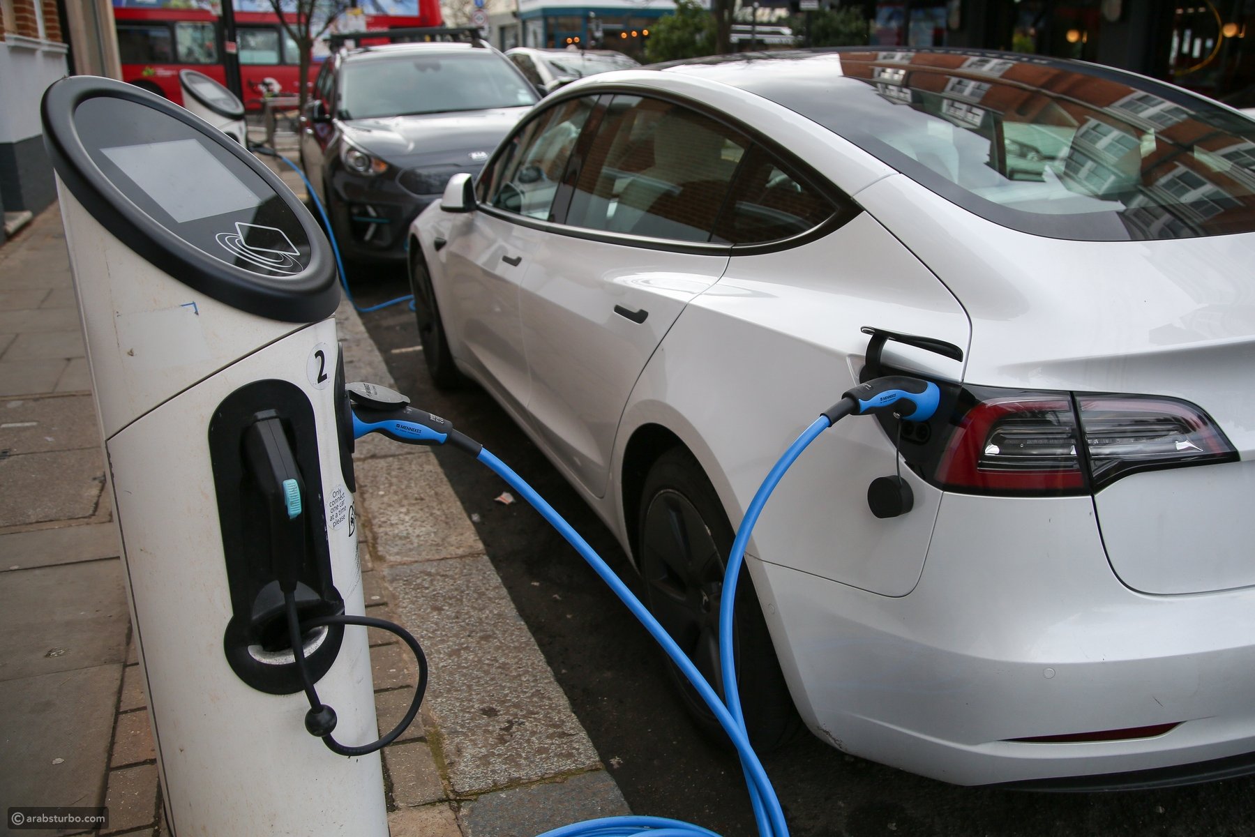 Smart EV charging: Dispelling common myths & misconceptions
